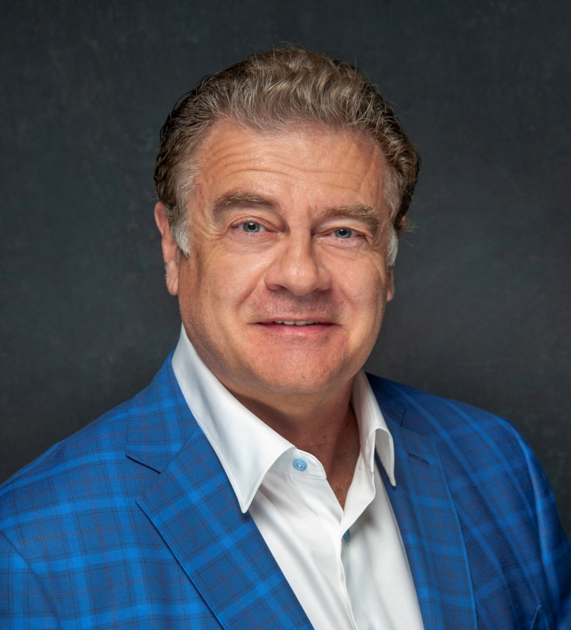 About Us | Q10 CAPITAL LLC